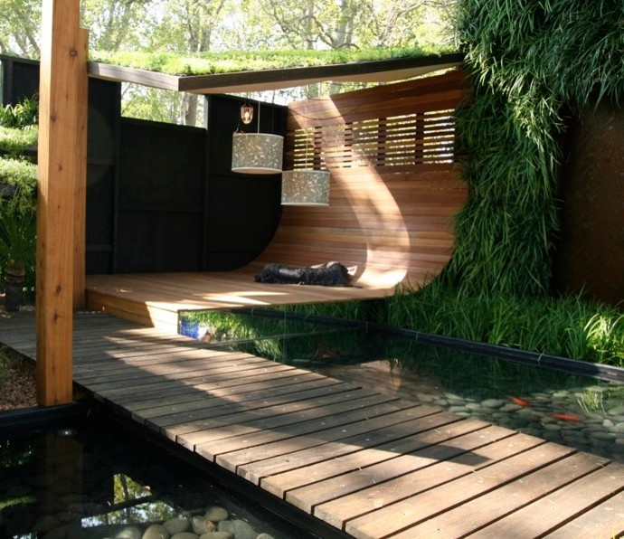 Clever Courtyard Design - Contemporary - Deck - Other - by GardenDrum ...