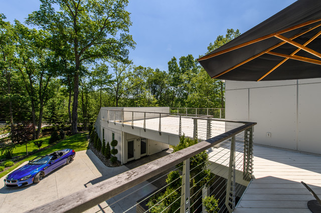 Complete Modern Railing and Stair System - Modern - Deck - New York ...