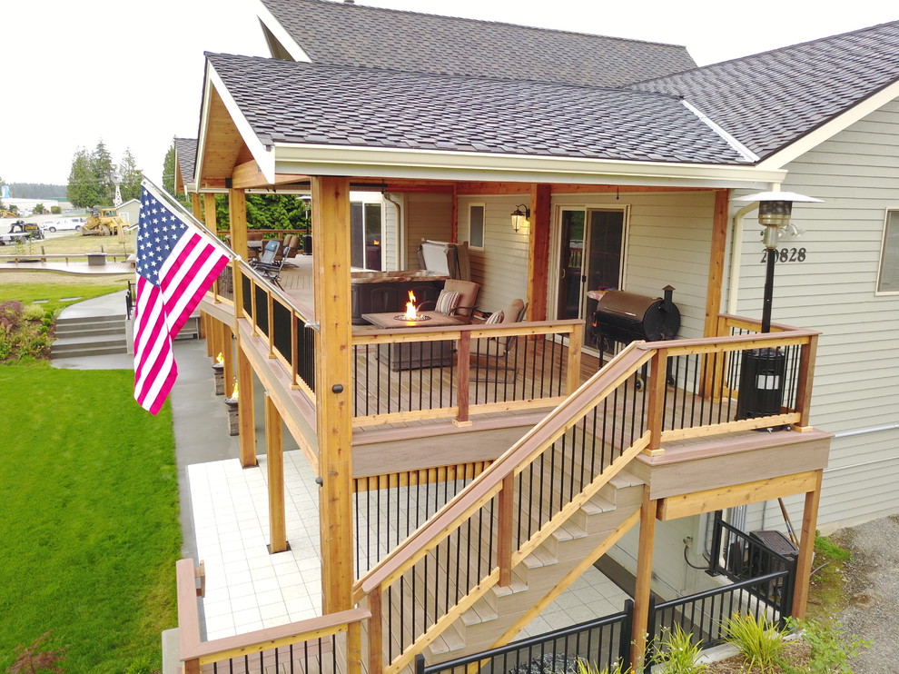 Composite & PVC - Modern - Deck - Seattle - by MasterDecks, LLC | Houzz