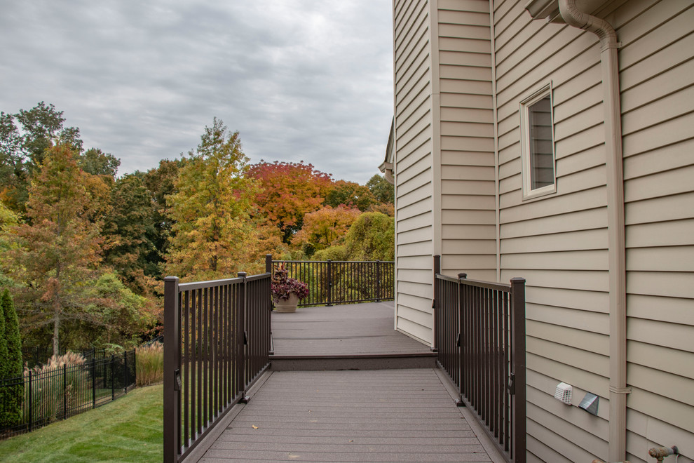 Composite Deck and Outdoor Room - Deck - St Louis - by Heartlands ...