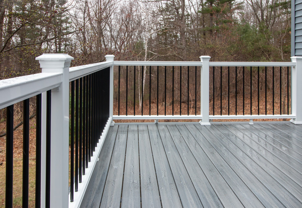 Contemporary Fiberon Good Life Deck project with Beach House (Gray ...