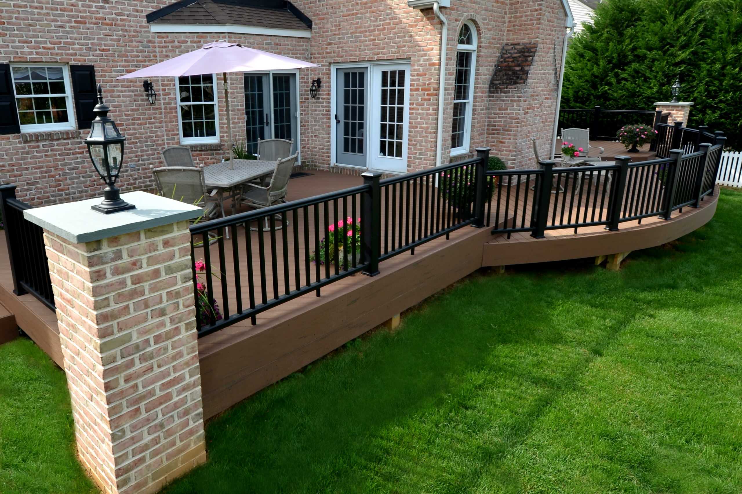 Composite Deck With Brick Columns Photo Gallery Decks And Railings