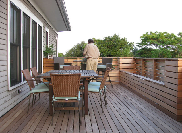 Custom made wood guard rail with integrated planters - Contemporary ...