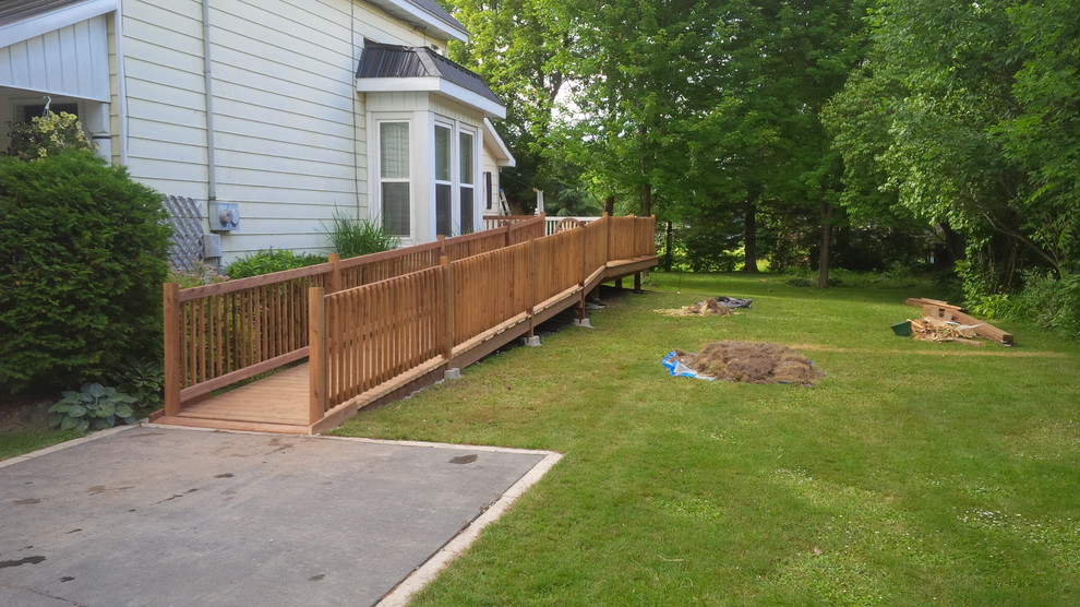 deck with ramp - Traditional - Deck - Toronto - by Precision Deck ...
