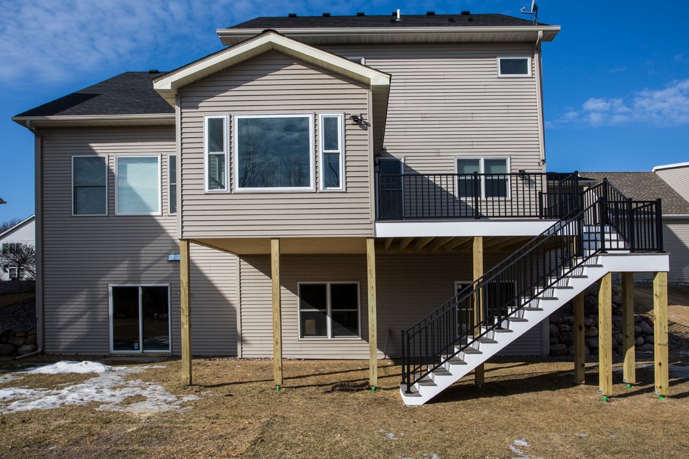 Decks - Deck - Milwaukee - by Ogle Construction & Maintenance Service, Inc. | Houzz