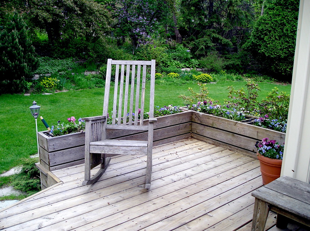 Early Spring Cottage Garden - Shabby-chic Style - Deck - Minneapolis ...