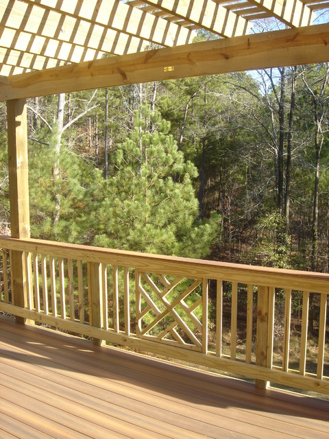 Fiberon Composite Deck with Chippendale Railing Macon GA - Klassisch ...