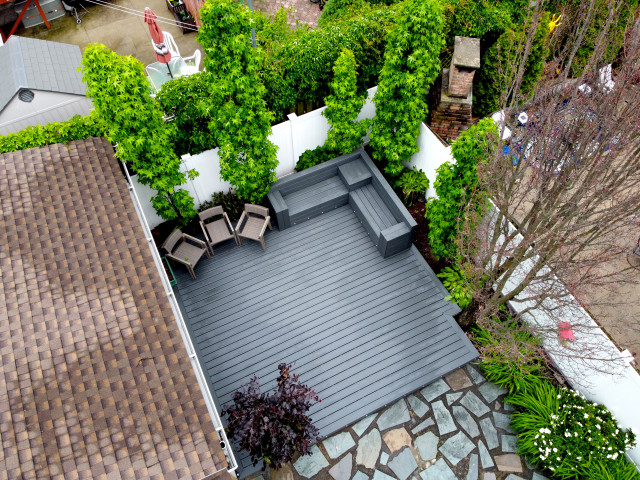 Floating Deck with Custom Bench - Modern - Deck - New York - by Vandeck ...