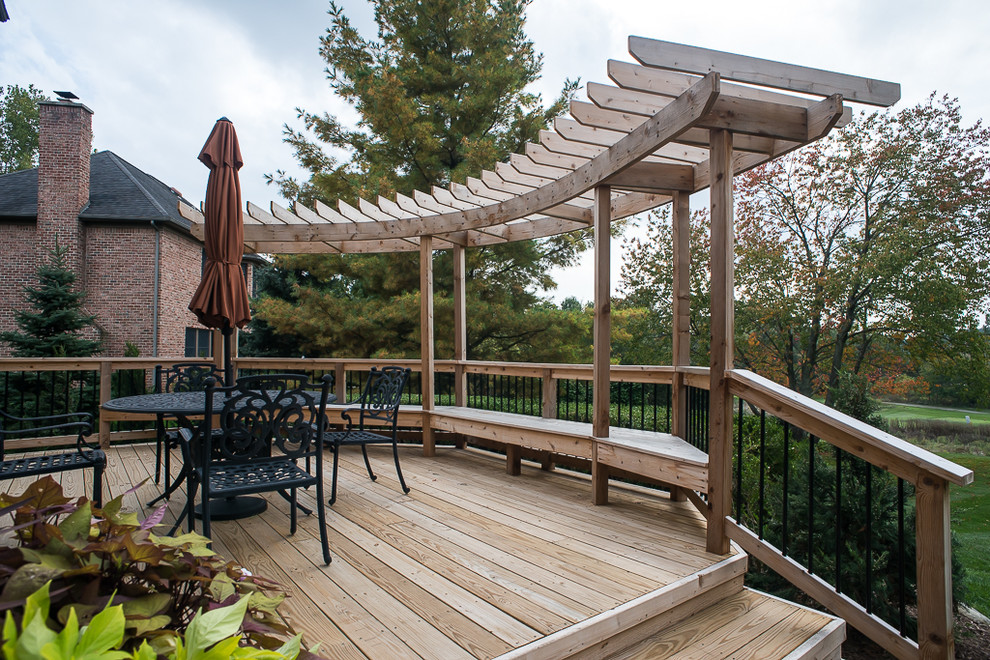 Golf Course Overlook - Traditional - Deck - Detroit - by Lotus ...