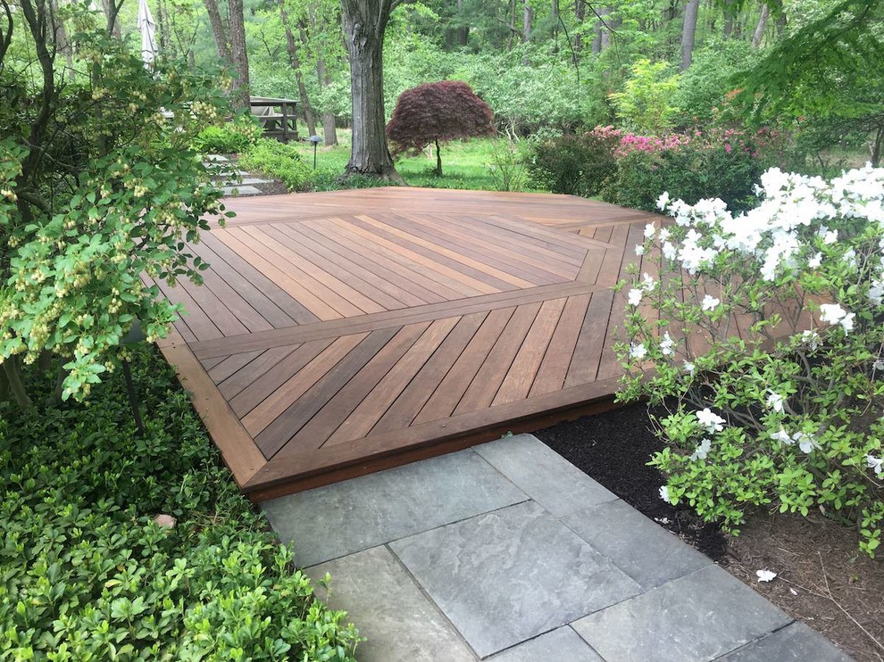 Gwynedd Valley Floating Deck - Deck - Philadelphia - by Garrett ...