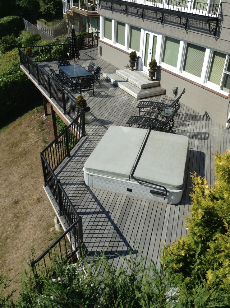 Hardwood Decks - Modern - Deck - Seattle - by PCF Construction Group | Houzz