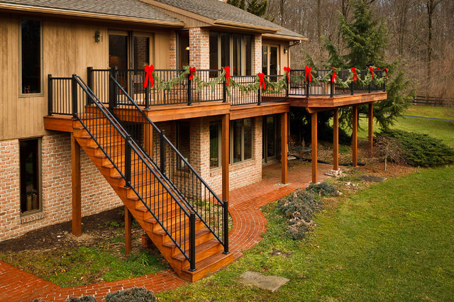 Hardwood Multilevel Deck with Aluminum Rail - Classique - Terrasse en ... Hardwood Multilevel Deck with Aluminum Rail - Classique - Terrasse en ...
