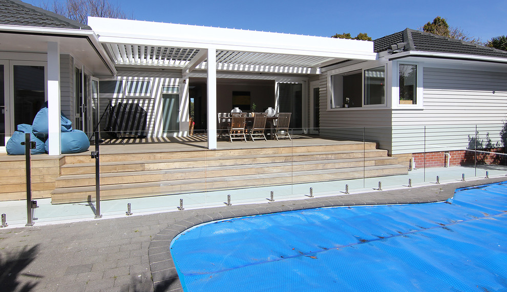 Indoor-outdoor flow renovation project - Moderno - Terraza y balcón ...