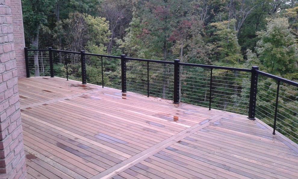 Ipe' Deck w/Cable Railing, Cincinnati, OH - Modern - Deck - Cincinnati ...
