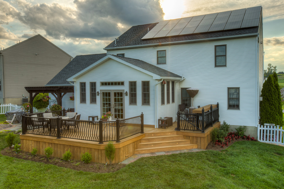 Ipe deck with bar and custom stairway - Traditional - Deck ...