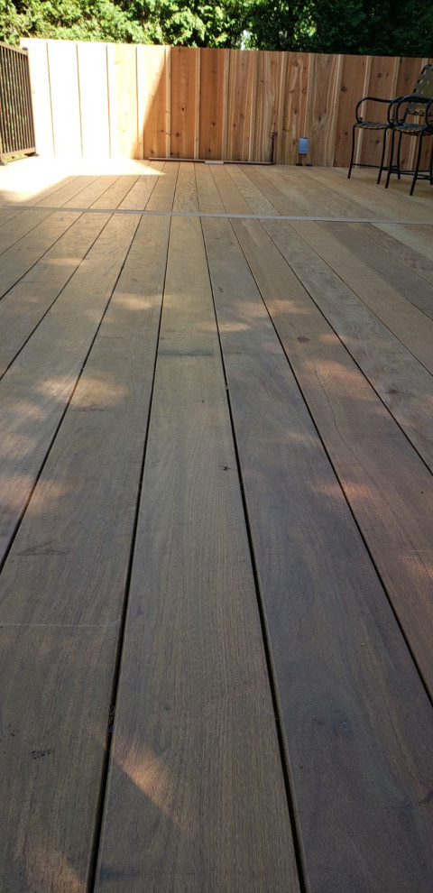 Ipe Decking & Westbury railing - Deck - Chicago - by OnDeck | Houzz