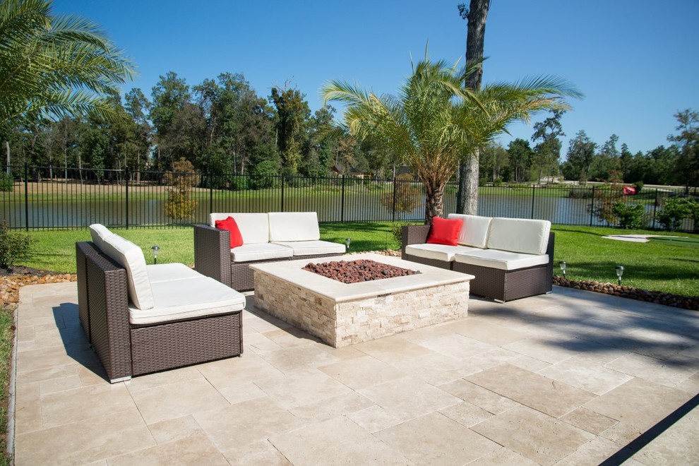 JIM POOL - Patio - Houston - by Supreme Pools & Spas | Houzz IE