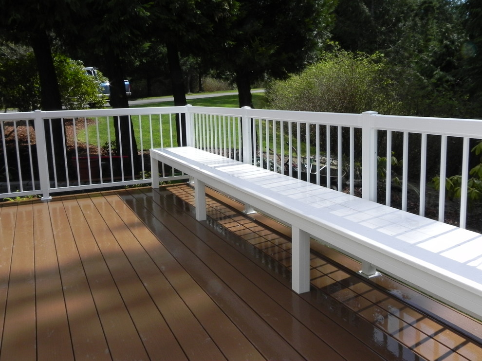 Low Maintenance Built in Deck Bench using AZEK and Aluminum - Craftsman ...