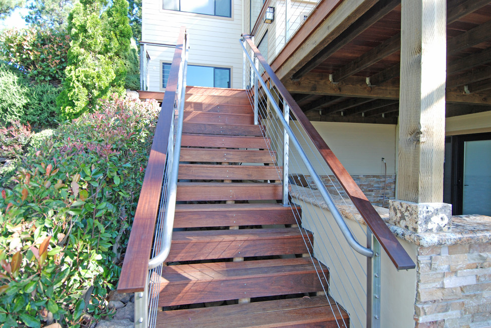 Machiche Wood Deck - Deck - Sacramento - by Uniquity Builders, Inc. | Houzz