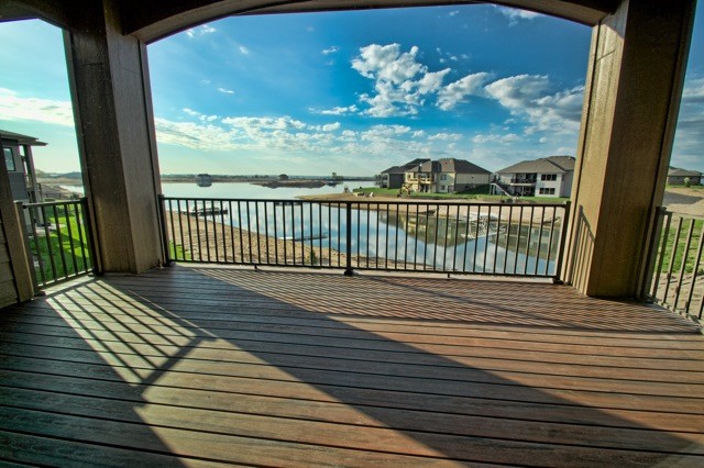 Mallard Landing Summer Parade - Traditional - Deck - Omaha - by ...