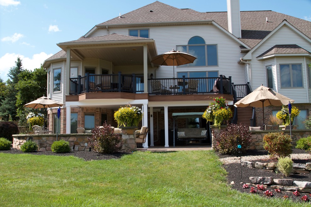 Medina - Deck/Screened Walkout - Deck - Cleveland - by DeckCreator | Houzz