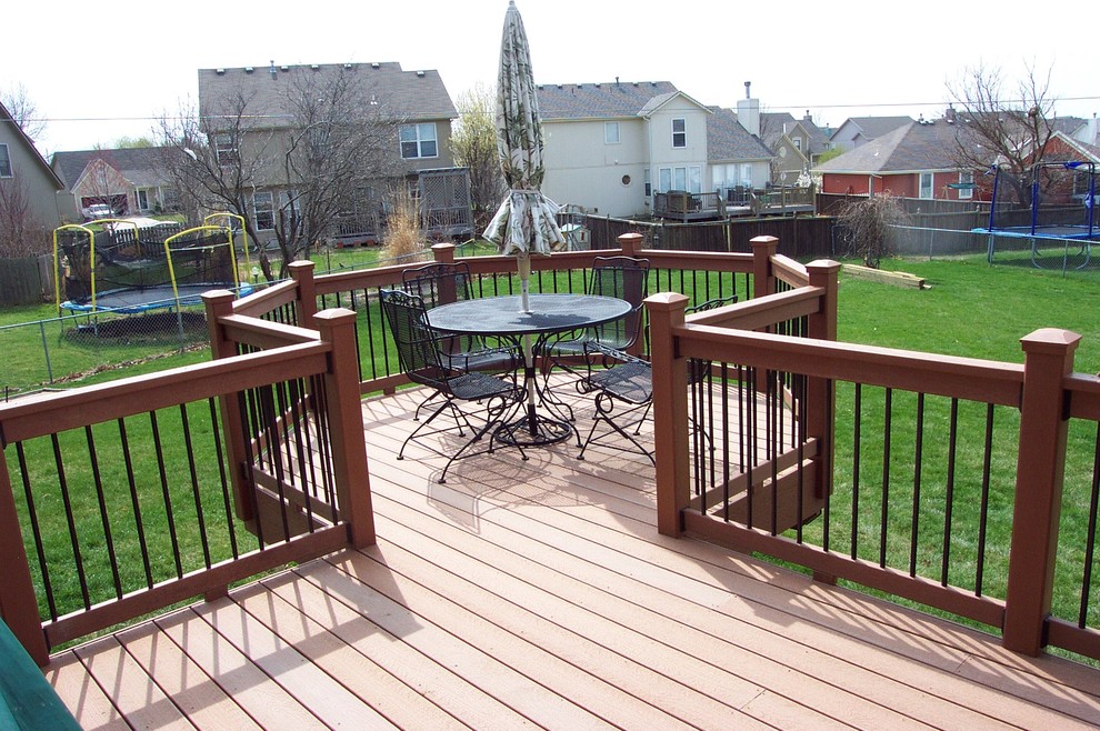Miller - Evergrain composite deck in Kansas City - Traditional ...