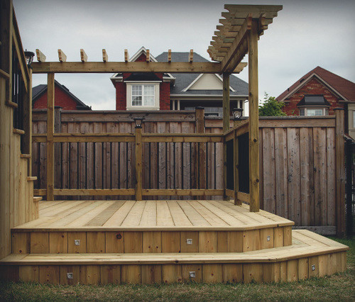 Milton Pressure Treated Two-Tier Deck - Terrasse en Bois - Toronto ...