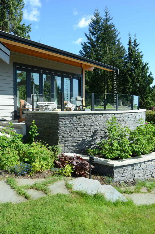 Modern Makeover - Contemporary - Deck - Vancouver - by Matthew T ...