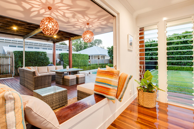 Modern Queenslander Renovation - Modern - Deck - Brisbane - by Synergy ...