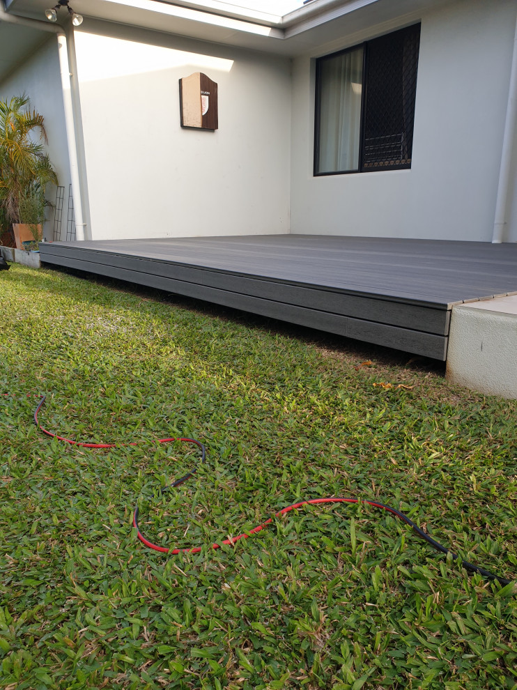 Modwood Decking - Modern - Deck - Townsville - by RRR Constructions | Houzz