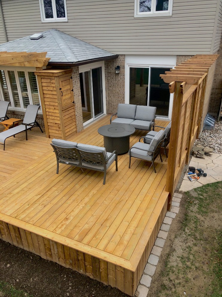 Multi feature PT deck - Traditional - Deck - Toronto - by Mississauga ...