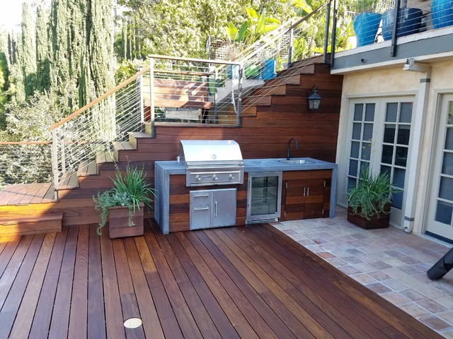 Multi-level Deck on Hillside in Mount Olympus - Contemporary - Terrace ...