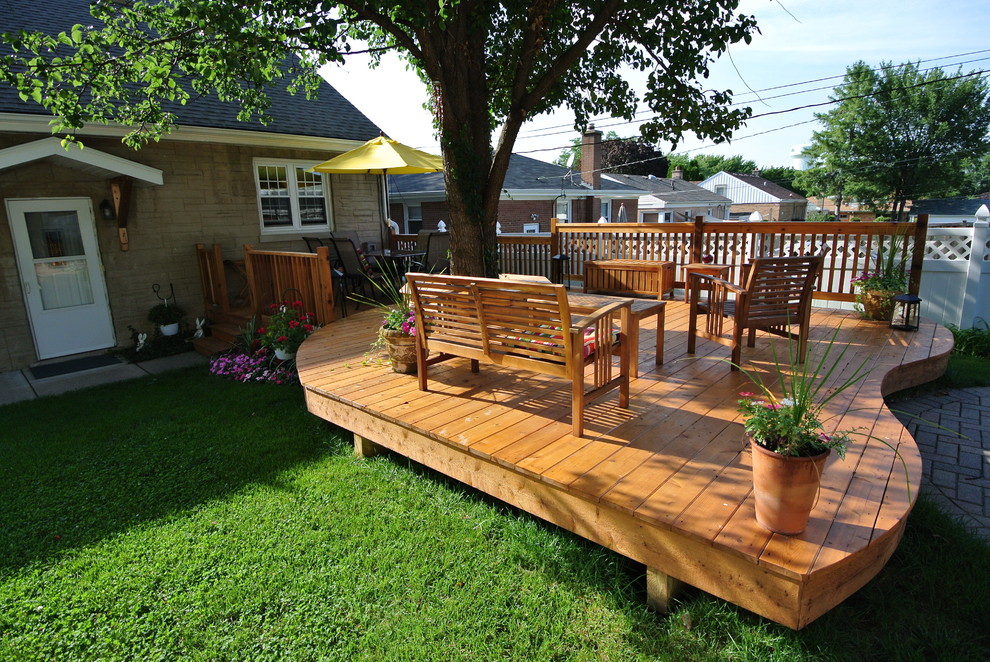 New Deck & Front Porch - Traditional - Deck - Chicago - by Bonterra Inc ...