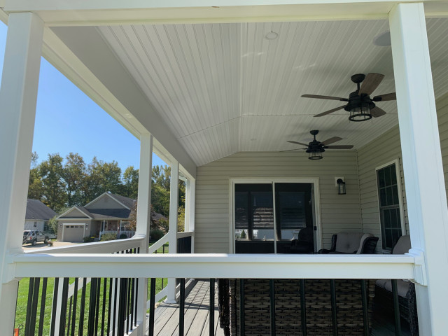 New Deck with Lattice Skirt and Roof Addition - Terrasse en Bois ...
