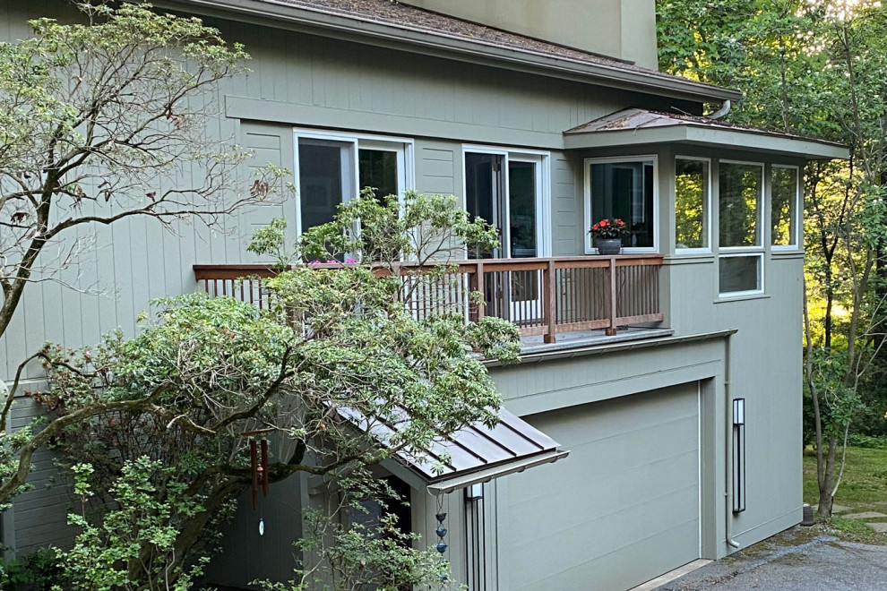 New garage door porch roof and open balcony railing - Contemporary ...