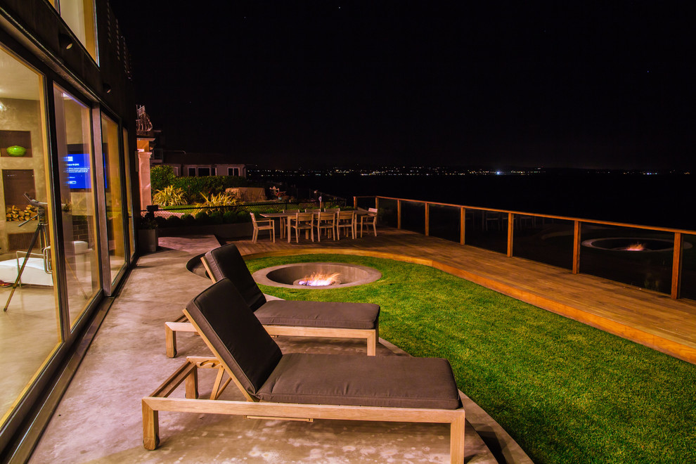 Nighttime Garden - Transitional - Deck - San Francisco - by Weatherill ...