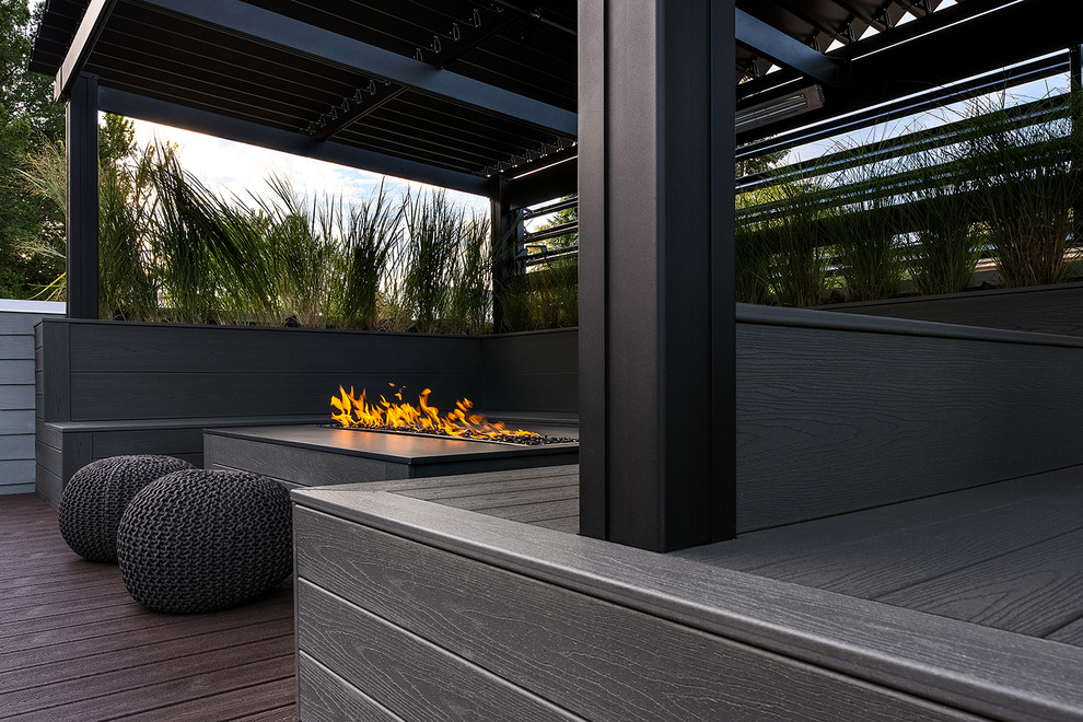 North Center Top of garage deck - Modern - Deck - Chicago - by PITCH ...
