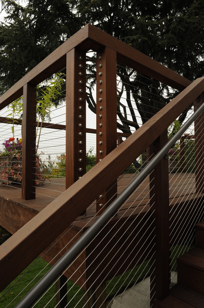 Oakland Hills Ipe Deck Cable Rail - Moderne - Terrasse en Bois - San ...