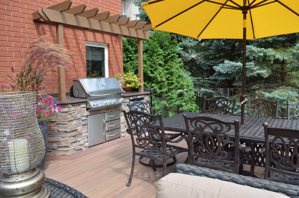 Oakville composite decking - Contemporary - Deck - Toronto - by ...