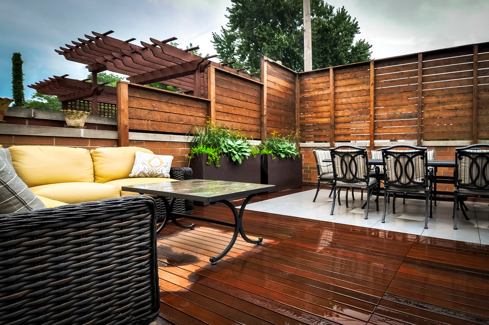 Old Town Modular Dining and Lounge Decks - Traditional - Deck - Chicago ...