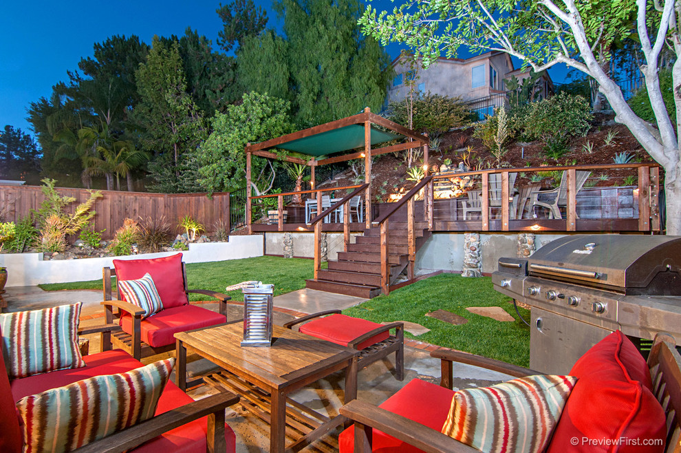 Outdoor Living Space - Contemporary - Deck - San Diego - by SD ...
