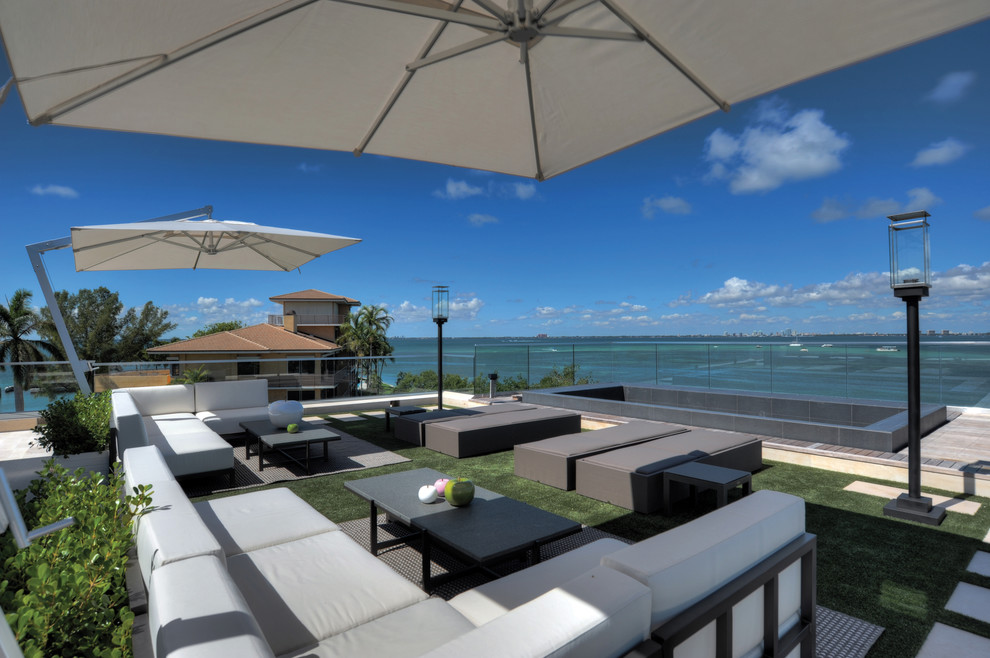 Outdoor Seating - Contemporary - Deck - Miami - by La Strada | Houzz