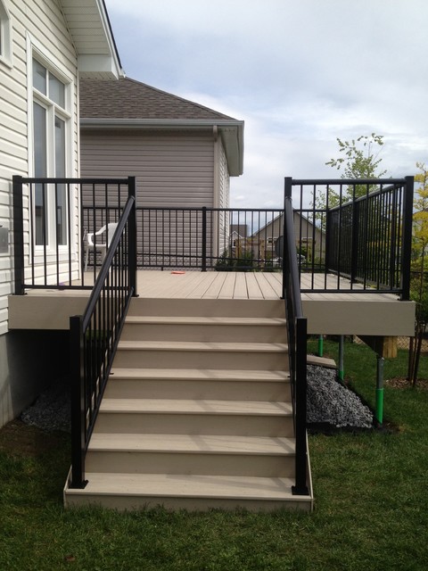 PVC Decks - End Deck - Moderne - Terrasse en Bois - Ottawa - par The ...