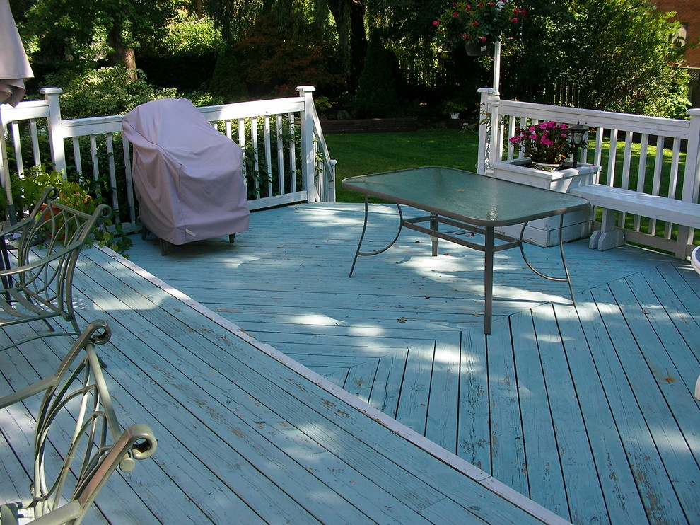 Refacing old deck with TI-Proboard & tiles - Traditional - Terrace ...