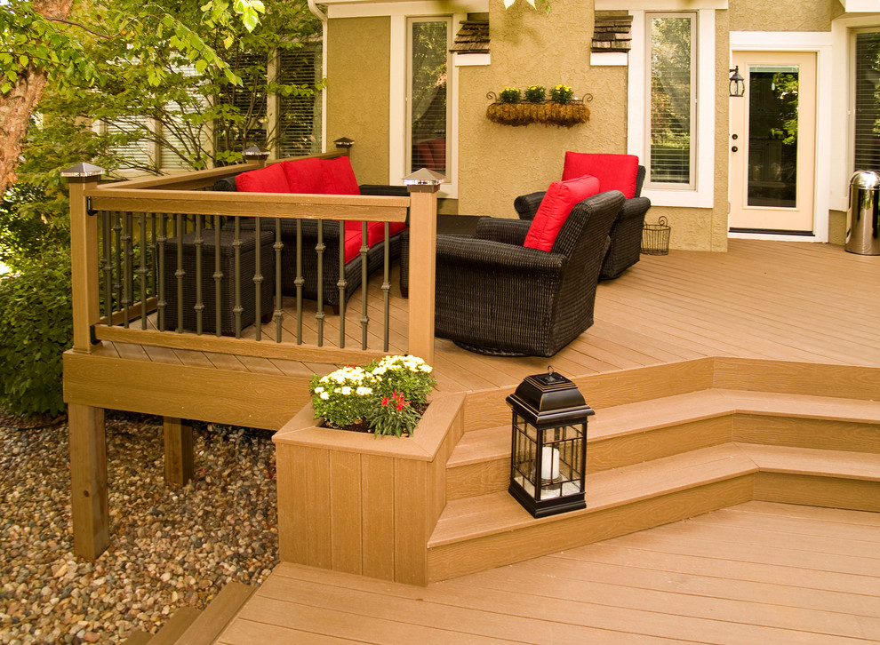 Ringgenberg - Evergrain composite deck in Overland Park - Traditional ...