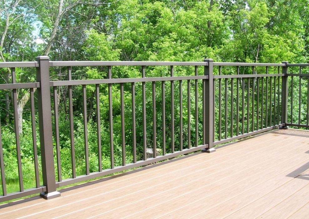 Riviera - Traditional - Deck - Minneapolis - by UglyDeck.com | Houzz