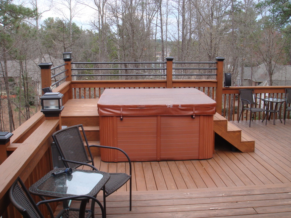 Seven Lakes Outdoor Deck & Jacuzzi Built-in - Modern - Deck - Raleigh ...