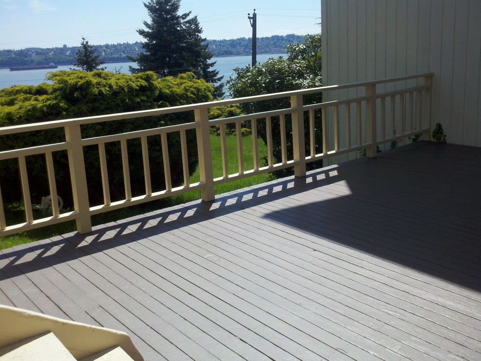 small deck with large view - Traditional - Deck - Seattle - by Gesang ...