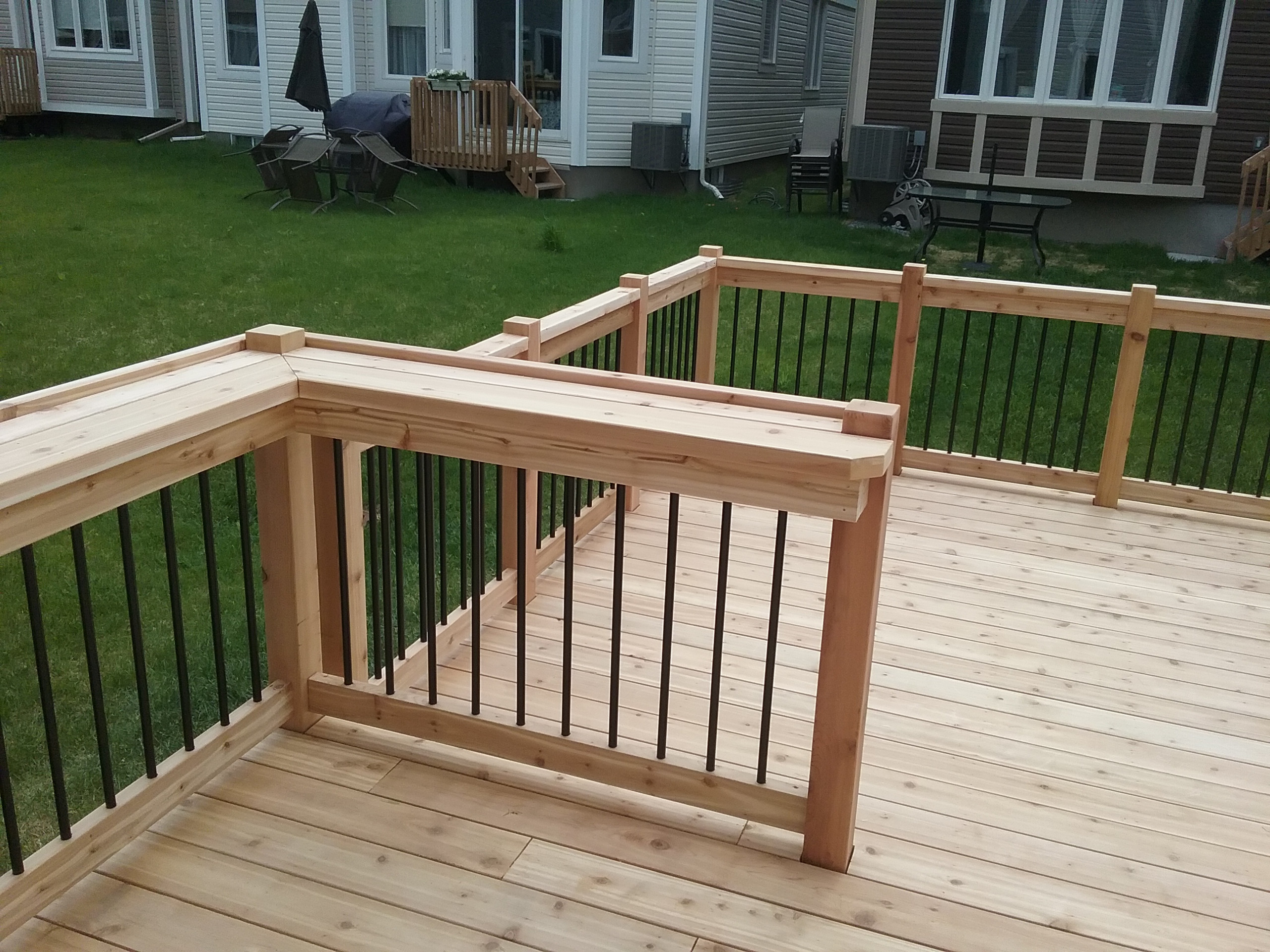 Simple Bar Top Designs