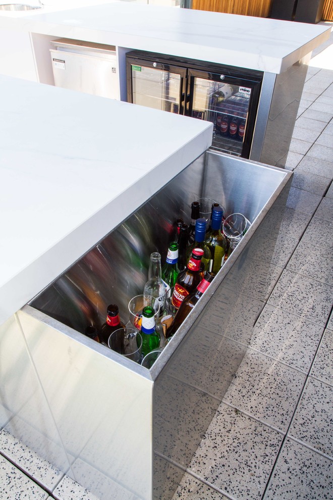 St. Kilda Rooftop Terrace & Teppanyaki Bar - Modern - Terrace ...